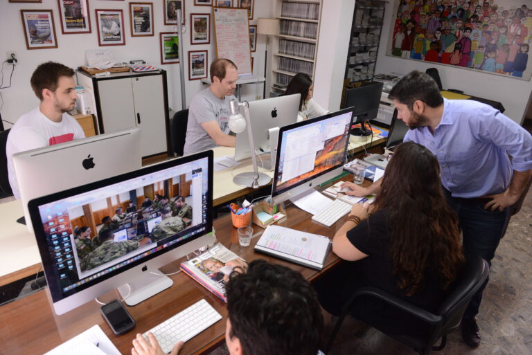 Nosotros – Editorial Taeda